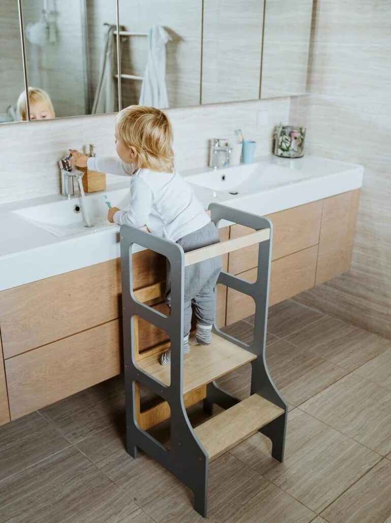 Πύργος εκμάθησης Montessori: Τι πρέπει να προσέξεις πριν αγοράσεις και ...